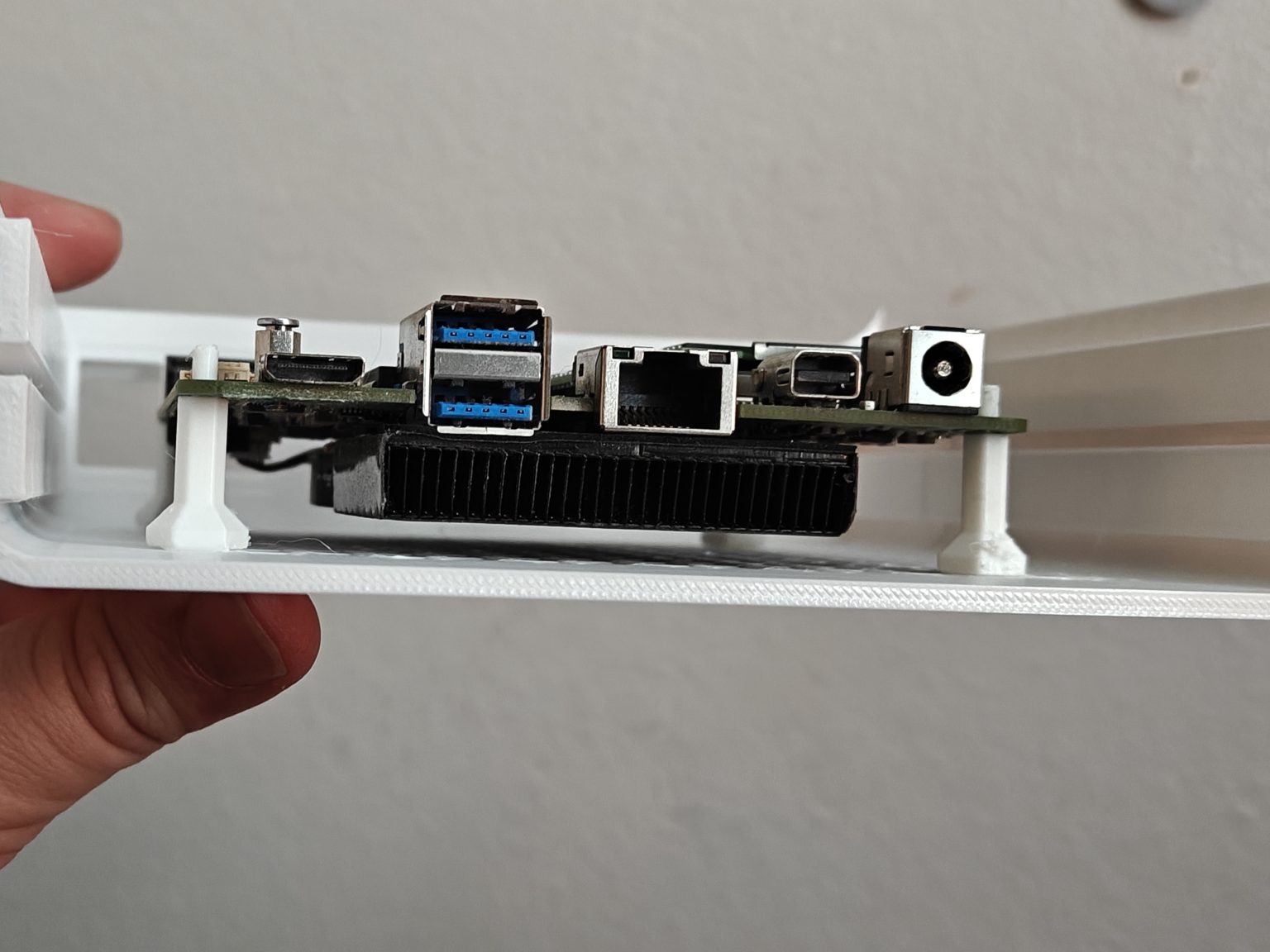 Build Your Own Minisforum N5 Inspired Mini NAS: A Comprehensive Guide